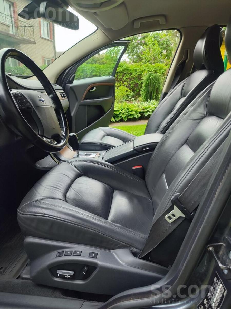 Pelēks Volvo S80 2008 Jēkabpils, ar dzinēja tilpumu 2.40 L un nobraukumu 0 tūkst. km par 2600 €, foto 20 vietnē AUTOMOTO.COM.LV