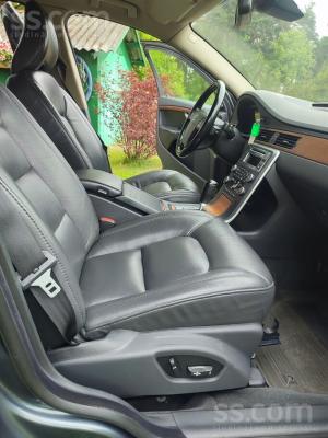 Pelēks Volvo S80 2008 Jēkabpils, ar dzinēja tilpumu 2.40 L un nobraukumu 0 tūkst. km par 2600 €, foto 21 vietnē AUTOMOTO.COM.LV