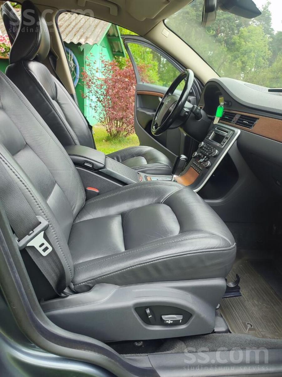 Pelēks Volvo S80 2008 Jēkabpils, ar dzinēja tilpumu 2.40 L un nobraukumu 0 tūkst. km par 2600 €, foto 21 vietnē AUTOMOTO.COM.LV