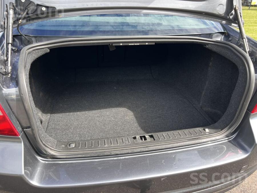 Pelēks Volvo S80 2008 Limbaži, ar dzinēja tilpumu 2.40 L un nobraukumu 275 tūkst. km par 4350 €, foto 14 vietnē AUTOMOTO.COM.LV