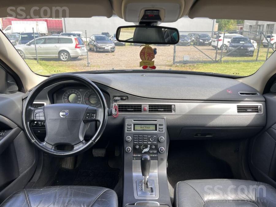 Pelēks Volvo S80 2008 Limbaži, ar dzinēja tilpumu 2.40 L un nobraukumu 275 tūkst. km par 4350 €, foto 26 vietnē AUTOMOTO.COM.LV