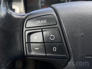 Pelēks Volvo S80 2008 Limbaži, ar dzinēja tilpumu 2.40 L un nobraukumu 275 tūkst. km par 4350 €, foto 40 vietnē AUTOMOTO.COM.LV