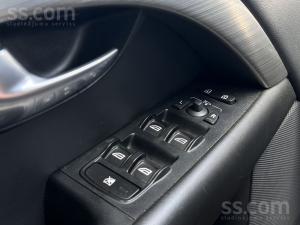 Pelēks Volvo S80 2008 Limbaži, ar dzinēja tilpumu 2.40 L un nobraukumu 275 tūkst. km par 4350 €, foto 44 vietnē AUTOMOTO.COM.LV
