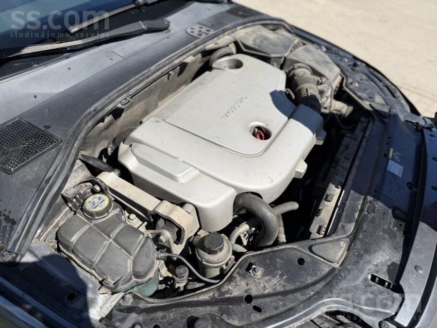 Grey Volvo S80 2008 in Riga, with an engine capacity of 2.40 L and mileage of 338 thousand km for 3500 €, photo 19 on AUTOMOTO.COM.LV