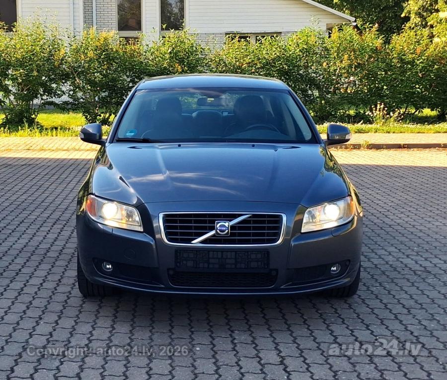 Pelēks Volvo S80 2008 Paide, ar dzinēja tilpumu 2.40 L un nobraukumu 349 tūkst. km par 5750 €, foto 3 vietnē AUTOMOTO.COM.LV