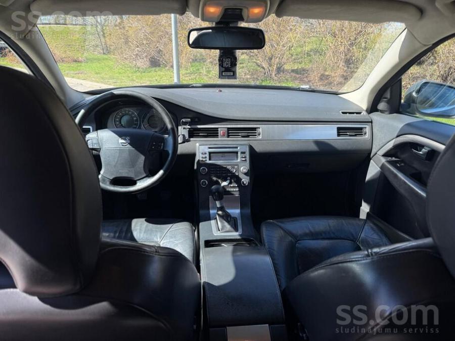 Pelēks Volvo S80 2008 Jēkabpils, ar dzinēja tilpumu 2.40 L un nobraukumu 468 tūkst. km par 2600 €, foto 4 vietnē AUTOMOTO.COM.LV