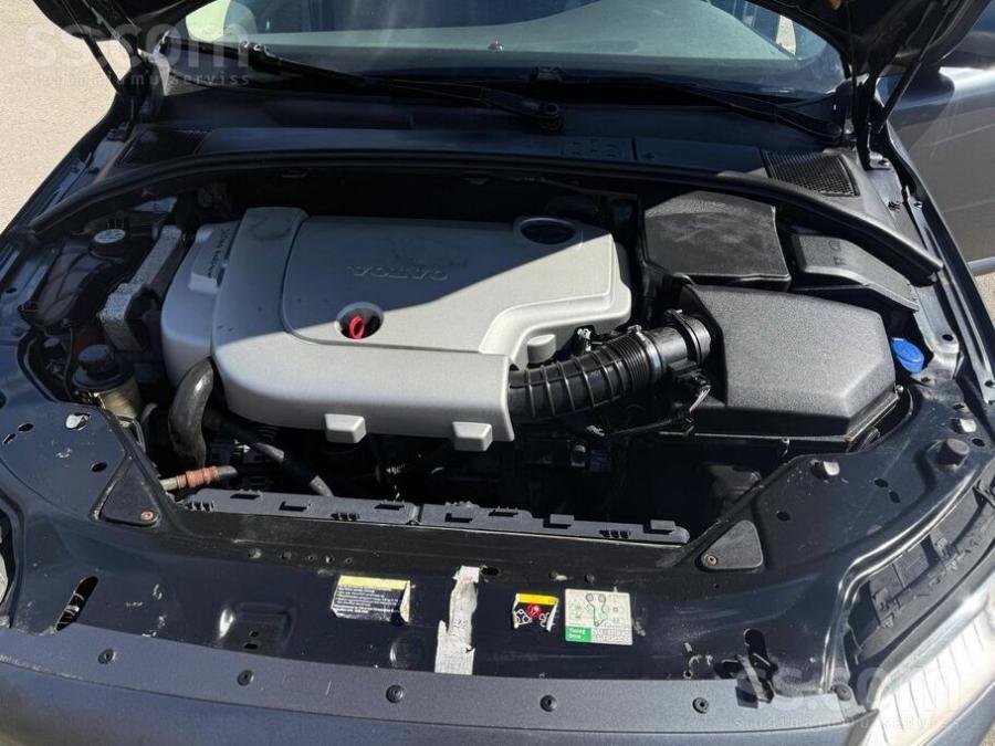 Pelēks Volvo S80 2008 Jēkabpils, ar dzinēja tilpumu 2.40 L un nobraukumu 468 tūkst. km par 2600 €, foto 7 vietnē AUTOMOTO.COM.LV