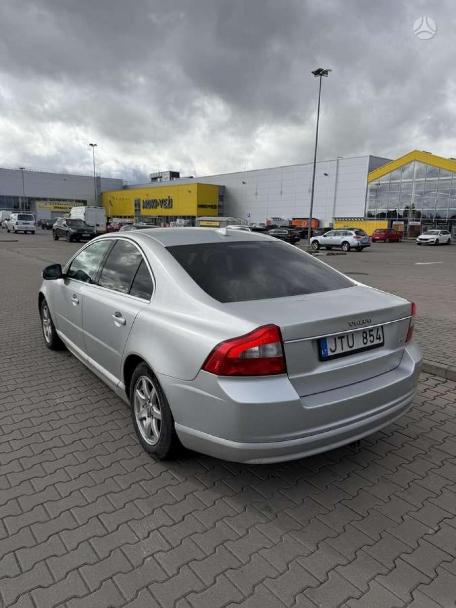 Pelēks Volvo S80 2008 Kauņa, ar dzinēja tilpumu 2.40 L un nobraukumu 320 tūkst. km par 1999 €, foto 9 vietnē AUTOMOTO.COM.LV