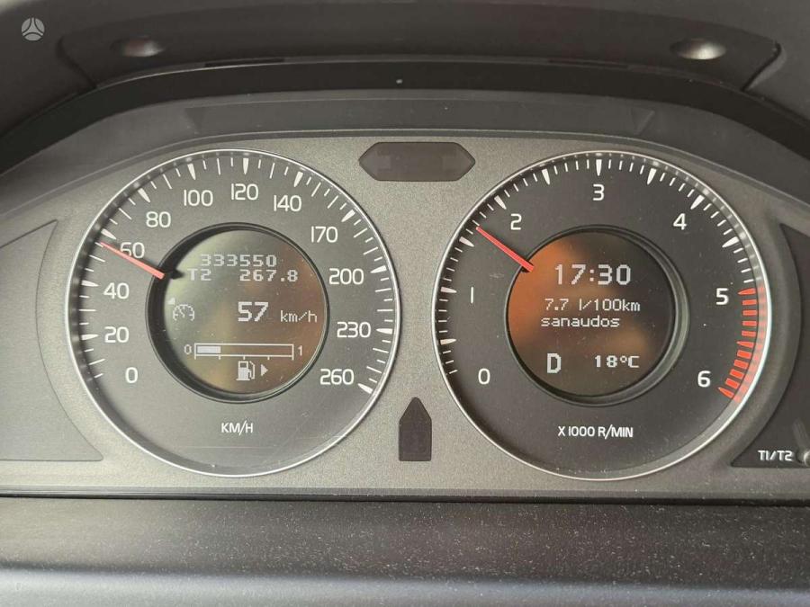 Pelēks Volvo S80 2008 Kauņa, ar dzinēja tilpumu 2.40 L un nobraukumu 320 tūkst. km par 1999 €, foto 14 vietnē AUTOMOTO.COM.LV