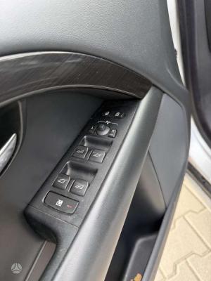 Pelēks Volvo S80 2008 Kauņa, ar dzinēja tilpumu 2.40 L un nobraukumu 320 tūkst. km par 1999 €, foto 18 vietnē AUTOMOTO.COM.LV