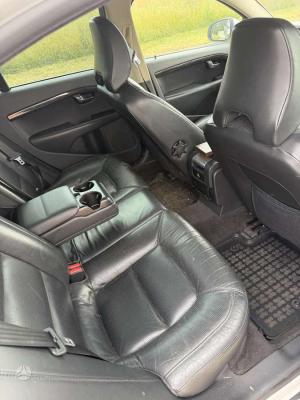 Pelēks Volvo S80 2008 Kauņa, ar dzinēja tilpumu 2.40 L un nobraukumu 320 tūkst. km par 1999 €, foto 21 vietnē AUTOMOTO.COM.LV