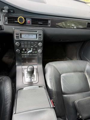 Pelēks Volvo S80 2008 Kauņa, ar dzinēja tilpumu 2.40 L un nobraukumu 320 tūkst. km par 1999 €, foto 22 vietnē AUTOMOTO.COM.LV
