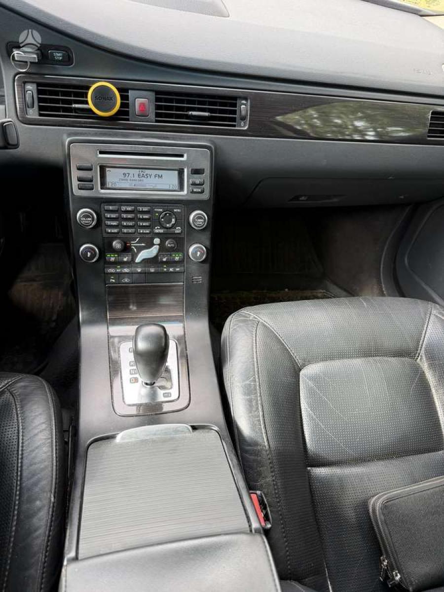 Pelēks Volvo S80 2008 Kauņa, ar dzinēja tilpumu 2.40 L un nobraukumu 320 tūkst. km par 1999 €, foto 22 vietnē AUTOMOTO.COM.LV