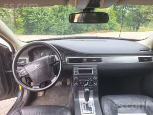 Grey Volvo S80 2008 in Madona, with an engine capacity of 2.40 L and mileage of 380 thousand km for 4500 €, photo 6 on AUTOMOTO.COM.LV