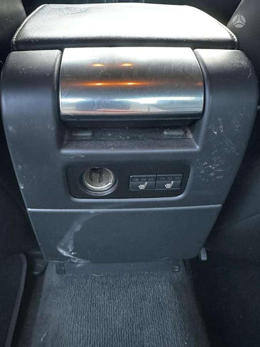 Grey Volvo S80 2008 in Vilnius, with an engine capacity of 2.40 L and mileage of 270 thousand km for 3500 €, photo 14 on AUTOMOTO.COM.LV