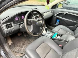 Grey Volvo S80 2008 in Kuldiga, with an engine capacity of 2.40 L and mileage of 401 thousand km for 2009 €, photo 8 on AUTOMOTO.COM.LV