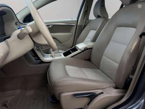 Grey Volvo S80 2008 in Kaunas, with an engine capacity of 2.00 L and mileage of 302 thousand km for 3999 €, photo 15 on AUTOMOTO.COM.LV