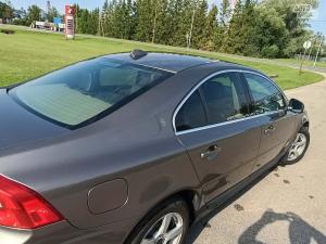 Grey Volvo S80 2008 in Joniskis, with an engine capacity of 2.40 L and mileage of 346 thousand km for 3900 €, photo 15 on AUTOMOTO.COM.LV