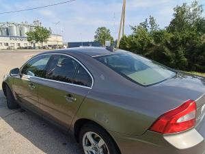 Grey Volvo S80 2008 in Joniskis, with an engine capacity of 2.40 L and mileage of 346 thousand km for 3900 €, photo 16 on AUTOMOTO.COM.LV