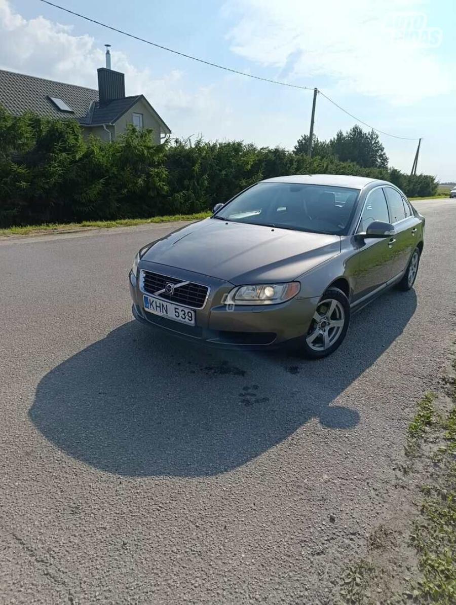 Grey Volvo S80 2008 in Joniskis, with an engine capacity of 2.40 L and mileage of 346 thousand km for 3900 €, photo 18 on AUTOMOTO.COM.LV