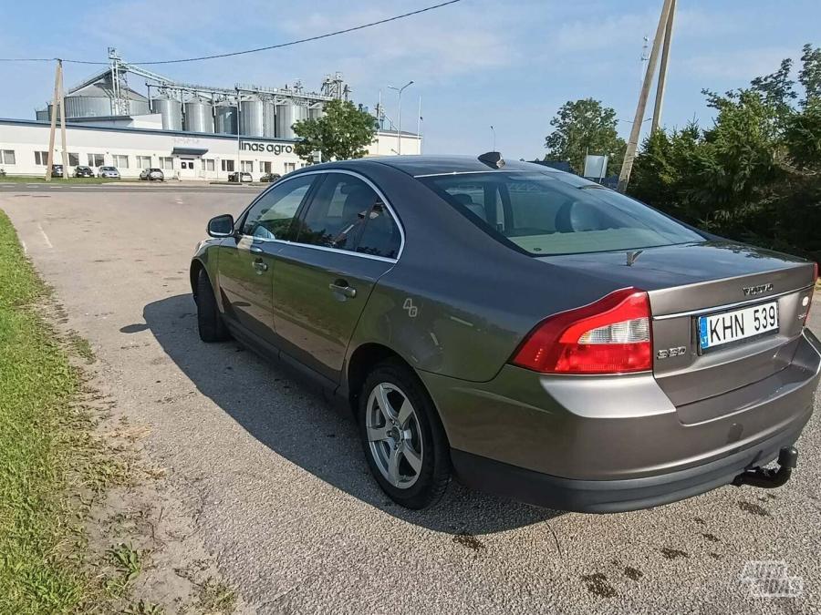Grey Volvo S80 2008 in Joniskis, with an engine capacity of 2.40 L and mileage of 346 thousand km for 3900 €, photo 19 on AUTOMOTO.COM.LV
