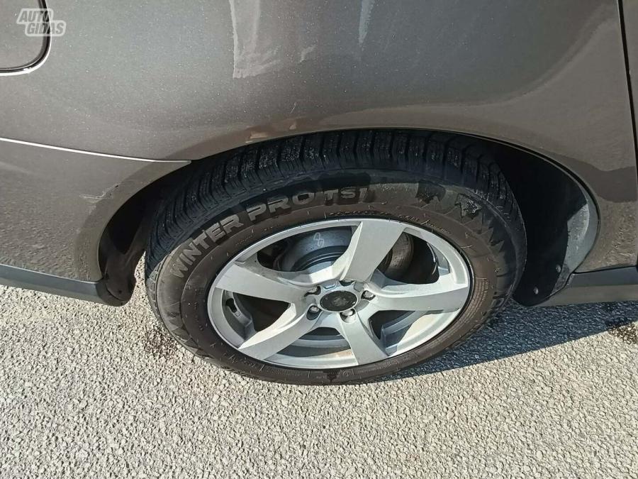 Grey Volvo S80 2008 in Joniskis, with an engine capacity of 2.40 L and mileage of 346 thousand km for 3900 €, photo 29 on AUTOMOTO.COM.LV