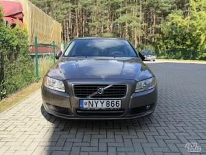 Grey Volvo S80 2008 in Vilnius, with an engine capacity of 2.40 L and mileage of 310 thousand km for 2900 €, photo 4 on AUTOMOTO.COM.LV