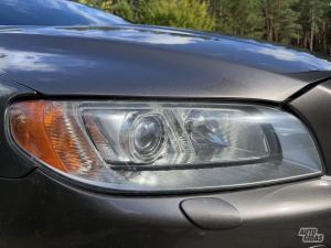 Grey Volvo S80 2008 in Vilnius, with an engine capacity of 2.40 L and mileage of 310 thousand km for 2900 €, photo 5 on AUTOMOTO.COM.LV