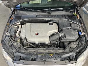 Grey Volvo S80 2008 in Vilnius, with an engine capacity of 2.40 L and mileage of 310 thousand km for 2900 €, photo 13 on AUTOMOTO.COM.LV