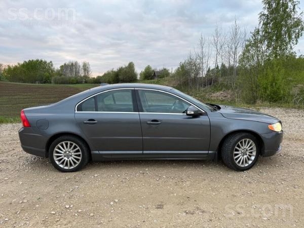 Grey Volvo S80 2008 in Rezekne, with an engine capacity of 2.40 L and mileage of 347 thousand km for 2800 €, photo 1 on AUTOMOTO.COM.LV