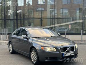 Pelēks Volvo S80 2008 Rīga, ar dzinēja tilpumu 2.40 L un nobraukumu 298 tūkst. km par 2550 €, foto 4 vietnē AUTOMOTO.COM.LV