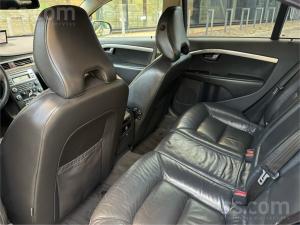 Pelēks Volvo S80 2008 Rīga, ar dzinēja tilpumu 2.40 L un nobraukumu 298 tūkst. km par 2550 €, foto 11 vietnē AUTOMOTO.COM.LV