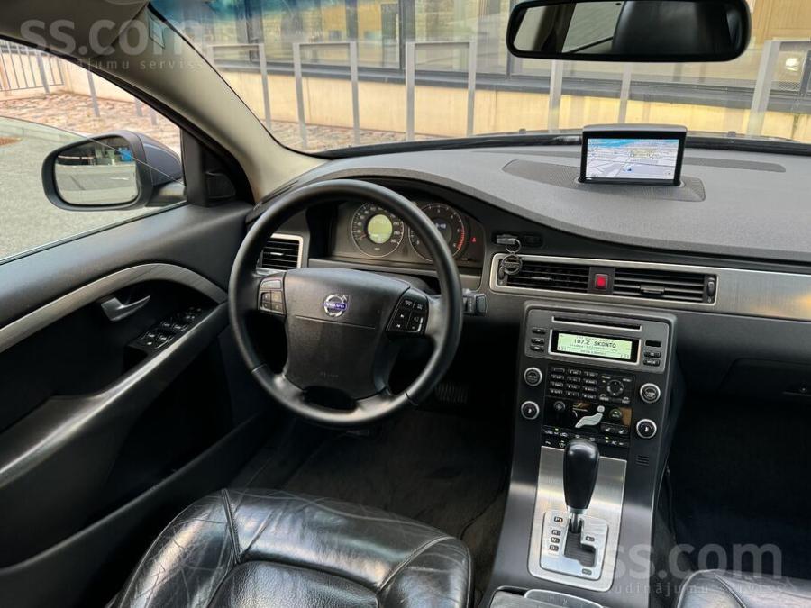 Pelēks Volvo S80 2008 Rīga, ar dzinēja tilpumu 2.40 L un nobraukumu 298 tūkst. km par 2550 €, foto 14 vietnē AUTOMOTO.COM.LV