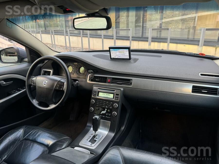 Pelēks Volvo S80 2008 Rīga, ar dzinēja tilpumu 2.40 L un nobraukumu 298 tūkst. km par 2550 €, foto 16 vietnē AUTOMOTO.COM.LV