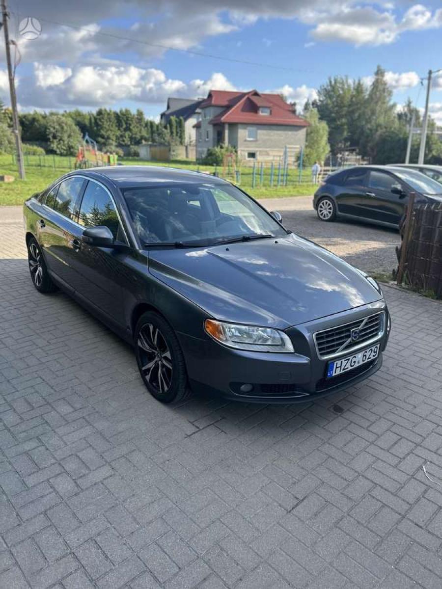 Grey Volvo S80 2008 in Kaunas, with an engine capacity of 2.40 L and mileage of 436 thousand km for 2800 €, photo 9 on AUTOMOTO.COM.LV