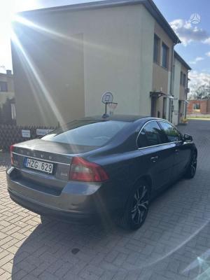 Grey Volvo S80 2008 in Kaunas, with an engine capacity of 2.40 L and mileage of 436 thousand km for 2800 €, photo 10 on AUTOMOTO.COM.LV
