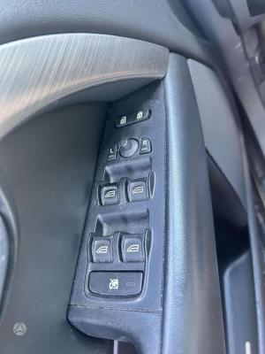 Grey Volvo S80 2008 in Kaunas, with an engine capacity of 2.40 L and mileage of 436 thousand km for 2800 €, photo 17 on AUTOMOTO.COM.LV