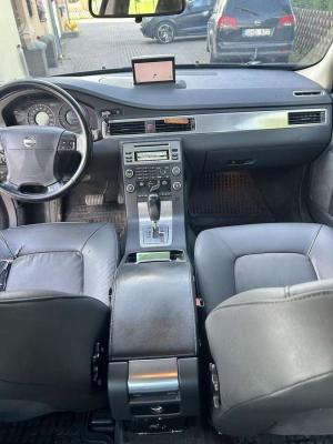 Grey Volvo S80 2008 in Kaunas, with an engine capacity of 2.40 L and mileage of 436 thousand km for 2800 €, photo 24 on AUTOMOTO.COM.LV