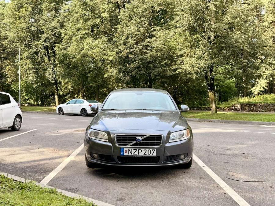 Pelēks Volvo S80 2008 Viļņa, ar dzinēja tilpumu 2.52 L un nobraukumu 253 tūkst. km par 2999 €, foto 8 vietnē AUTOMOTO.COM.LV