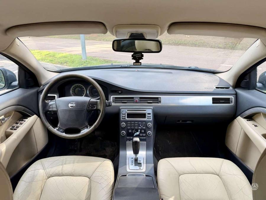 Pelēks Volvo S80 2008 Viļņa, ar dzinēja tilpumu 2.52 L un nobraukumu 253 tūkst. km par 2999 €, foto 14 vietnē AUTOMOTO.COM.LV