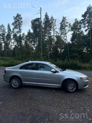 Pelēks Volvo S80 2008 Rīga, ar dzinēja tilpumu 2.40 L un nobraukumu 403 tūkst. km par 2800 €, foto 4 vietnē AUTOMOTO.COM.LV