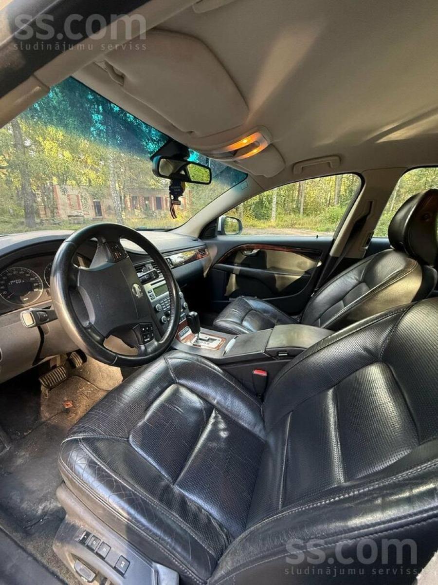 Pelēks Volvo S80 2008 Rīga, ar dzinēja tilpumu 2.40 L un nobraukumu 403 tūkst. km par 2800 €, foto 9 vietnē AUTOMOTO.COM.LV