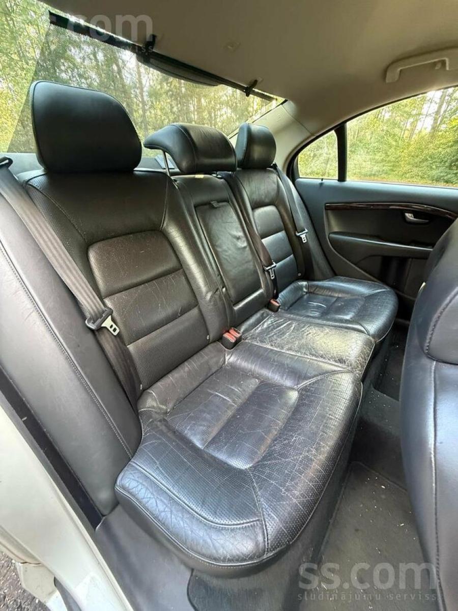 Pelēks Volvo S80 2008 Rīga, ar dzinēja tilpumu 2.40 L un nobraukumu 403 tūkst. km par 2800 €, foto 11 vietnē AUTOMOTO.COM.LV