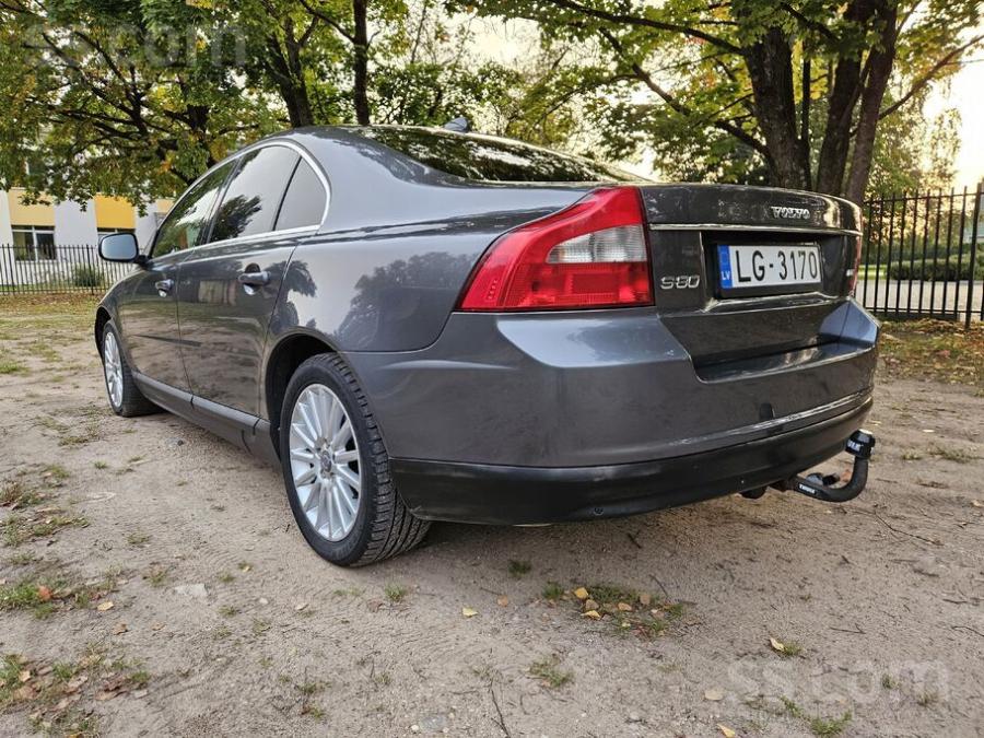 Pelēks Volvo S80 2008 Jēkabpils, ar dzinēja tilpumu 2.40 L un nobraukumu 292 tūkst. km par 2800 €, foto 7 vietnē AUTOMOTO.COM.LV