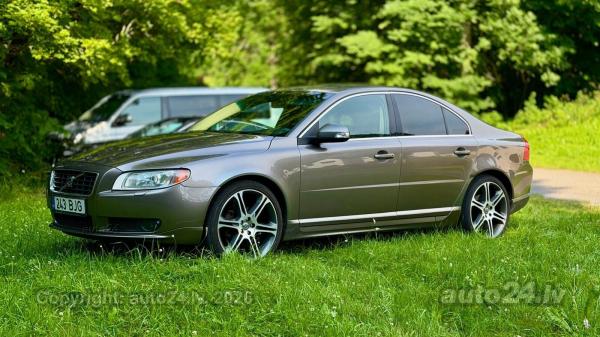 Вольво С80 2008 в Таллин на AUTOMOTO.COM.LV Серый Вольво С80 2008 в Таллин, объемом двигателя 2.40 л и пробегом 0 тыс. км за 3899 €, фото 6 на AUTOMOTO.COM.LV