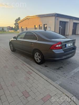 Grey Volvo S80 2008 in Ogre, with an engine capacity of 2.40 L and mileage of 311 thousand km for 2500 €, photo  on AUTOMOTO.COM.LV