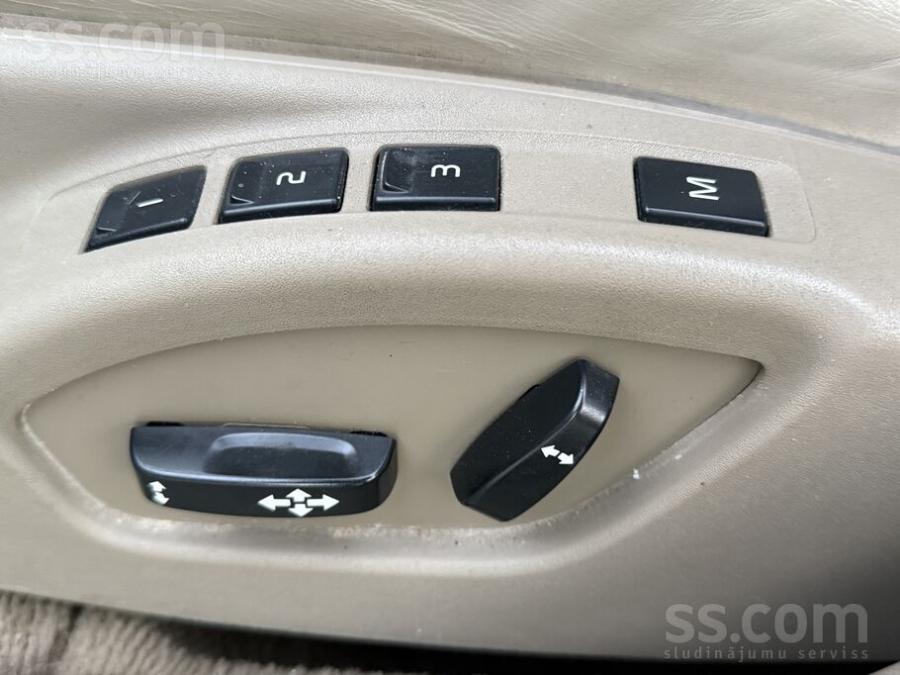 Grey Volvo S80 2008 in Riga, with an engine capacity of 2.40 L and mileage of 311 thousand km for 2500 €, photo 20 on AUTOMOTO.COM.LV
