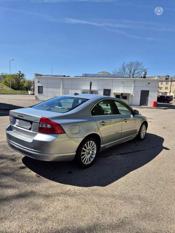 Pelēks Volvo S80 2008 Kauņa, ar dzinēja tilpumu 2.40 L un nobraukumu 301 tūkst. km par 4100 €, foto 7 vietnē AUTOMOTO.COM.LV
