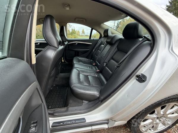 Pelēks Volvo S80 2008 Cēsis, ar dzinēja tilpumu 2.40 L un nobraukumu 0 tūkst. km par 2850 €, foto 11 vietnē AUTOMOTO.COM.LV