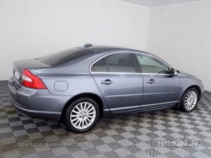 Grey Volvo S80 2008 in Tallinn, with an engine capacity of 2.50 L and mileage of 283 thousand km for 2199 €, photo 4 on AUTOMOTO.COM.LV